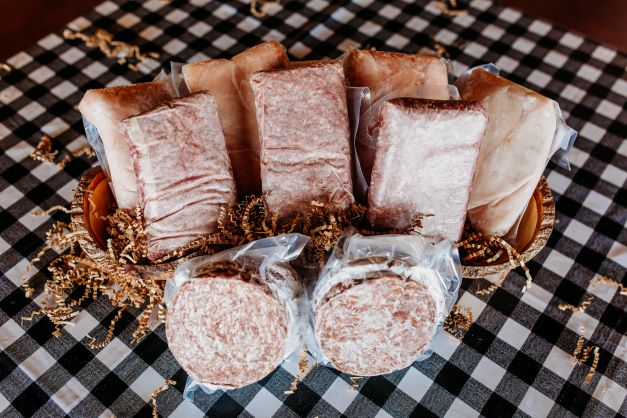 THE Elizabeth Box – Rabbit Ridge Farms